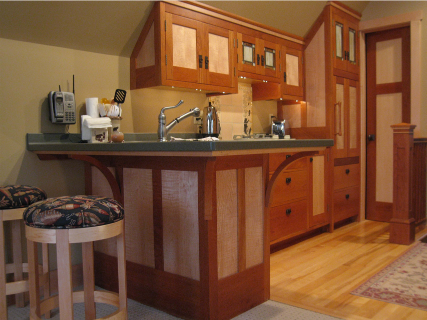 Cabin Kitchen Guesthouse Custom Cabinets - Greenbank Millwork